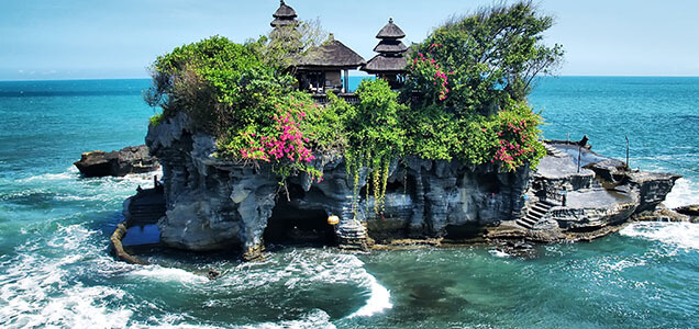 Seseh Experience | Seseh Beach Villas - Beachfront 11 Bedrooms Villa